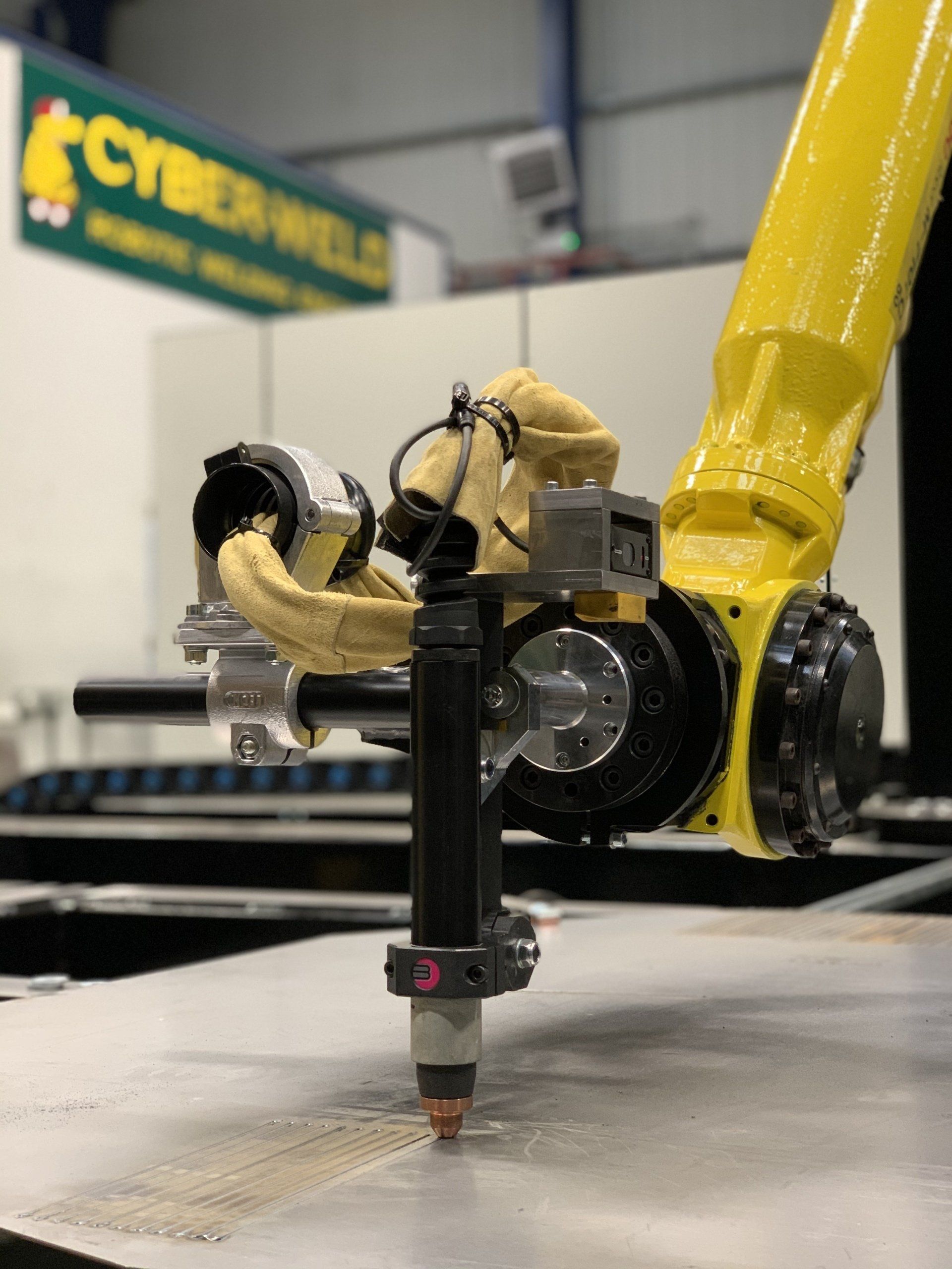 Sertec Invests in £500K Robot Welding Cell Supplied by CYBER-WELD LTD