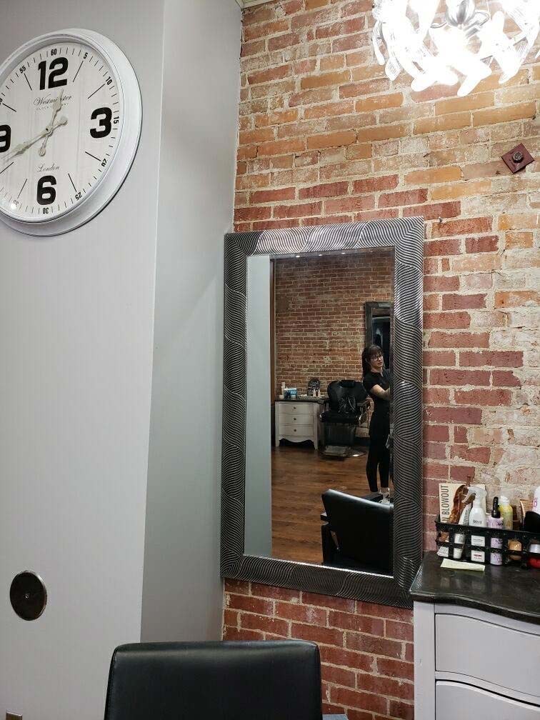 Primitive Parlor Salon and Barber | La Crosse, Wisconsin
