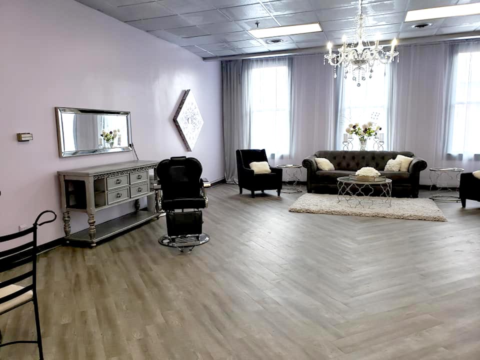 Primitive Parlor Salon and Barber | La Crosse, Wisconsin