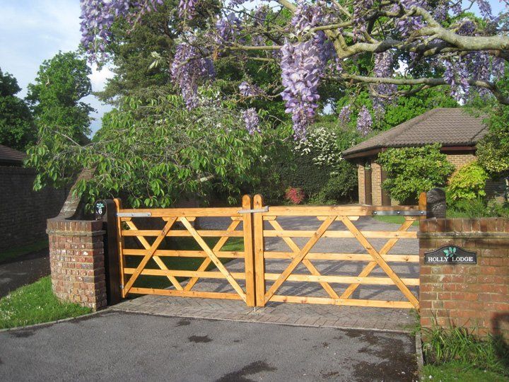 Hardwood gates | Poole | Dorset