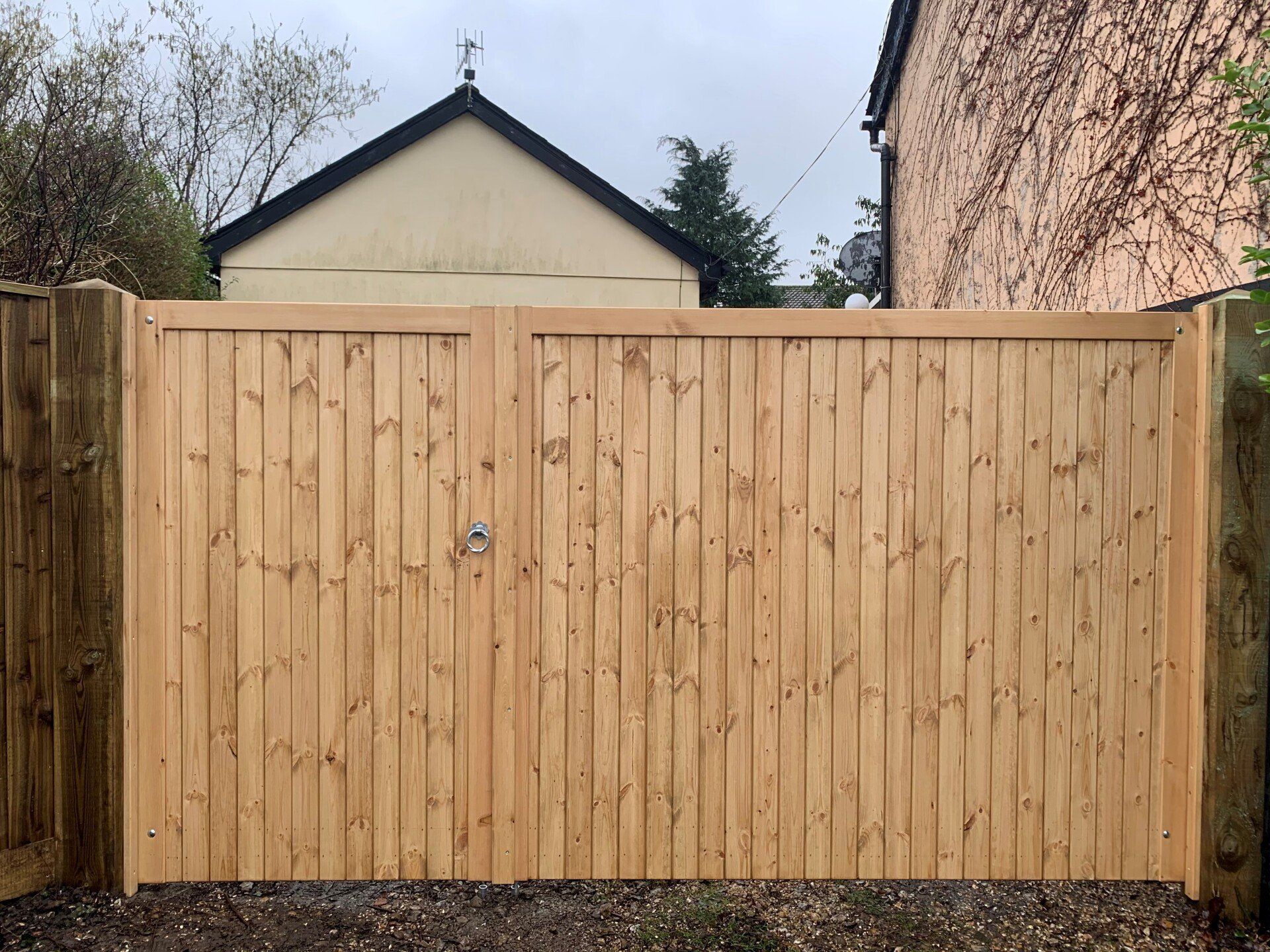 Hardwood gates | Poole | Dorset