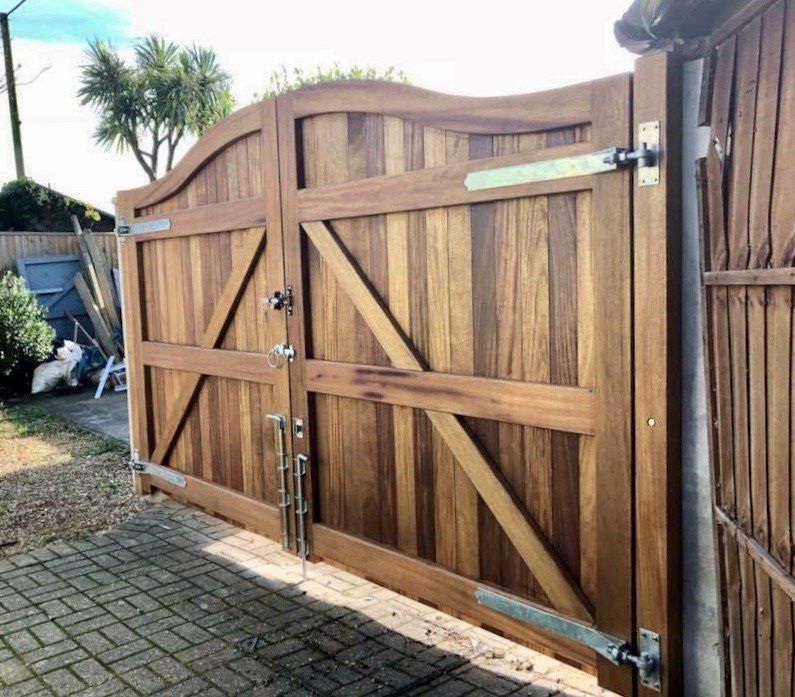 Hardwood gates | Poole | Dorset