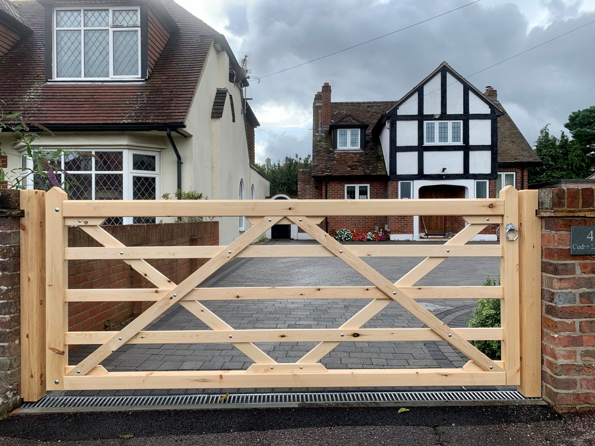 Hardwood gates | Poole | Dorset