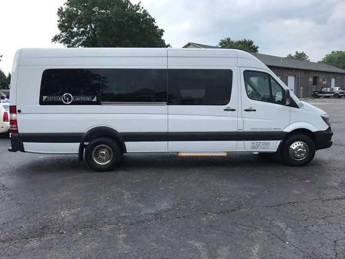 Our Party Buses | Rochester, NY | Esteem Limousine Western NY Inc