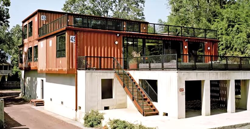 Shipping Container Homes- A Video Highlighting 38 Amazing Cargo ...