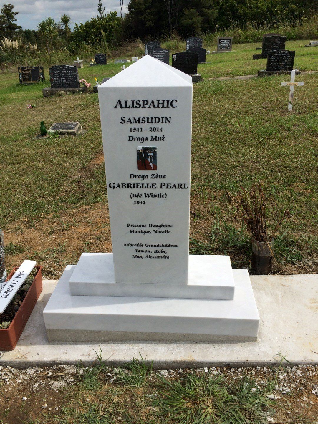 Monumental Headstones & Plaques | Beautifully Made Memorials
