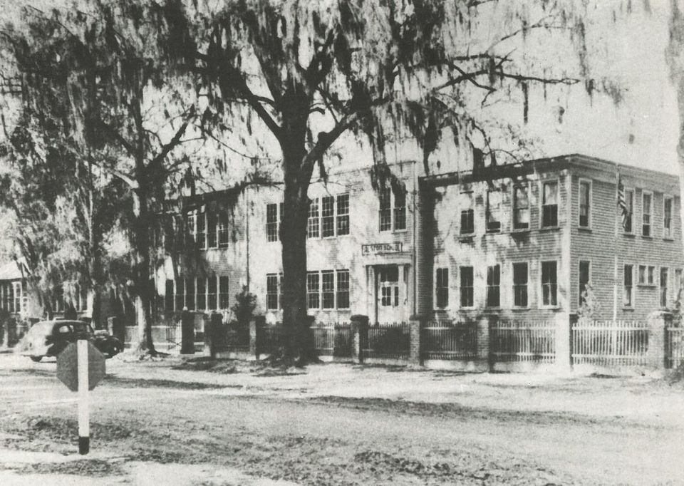 Alston Graded School