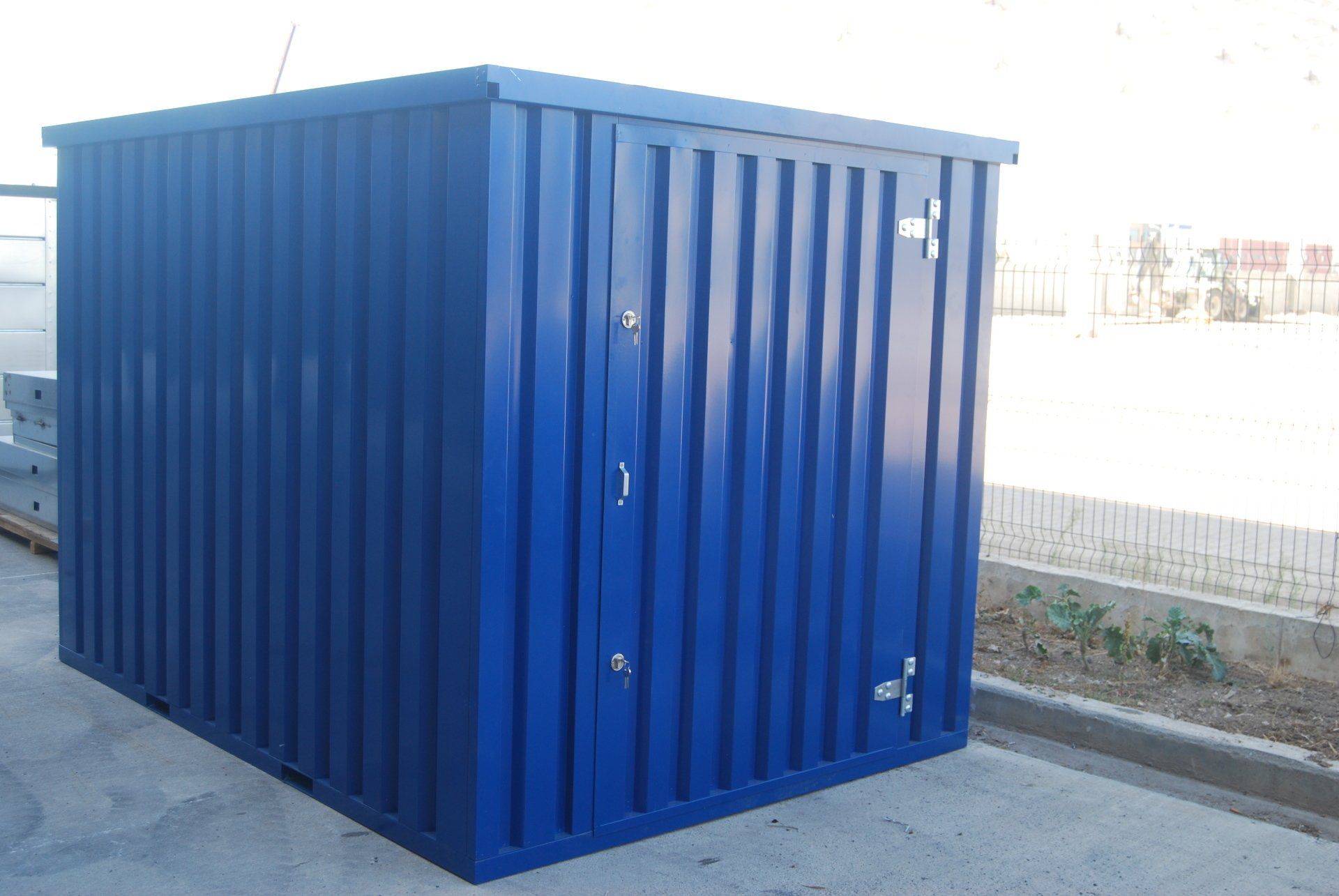 COVER-TECH | Portable Storage Containers | Flat Pack Containers