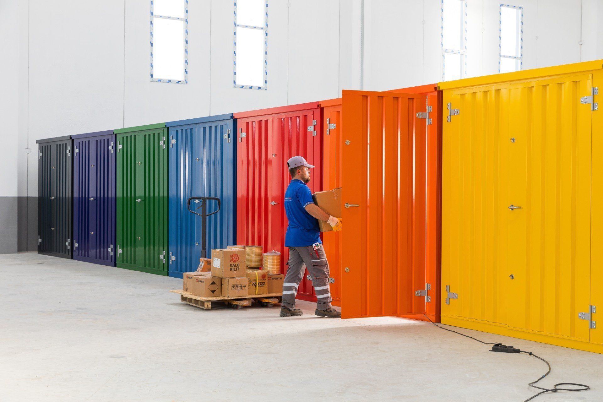 COVER-TECH | Portable Storage Containers | Flat Pack Containers