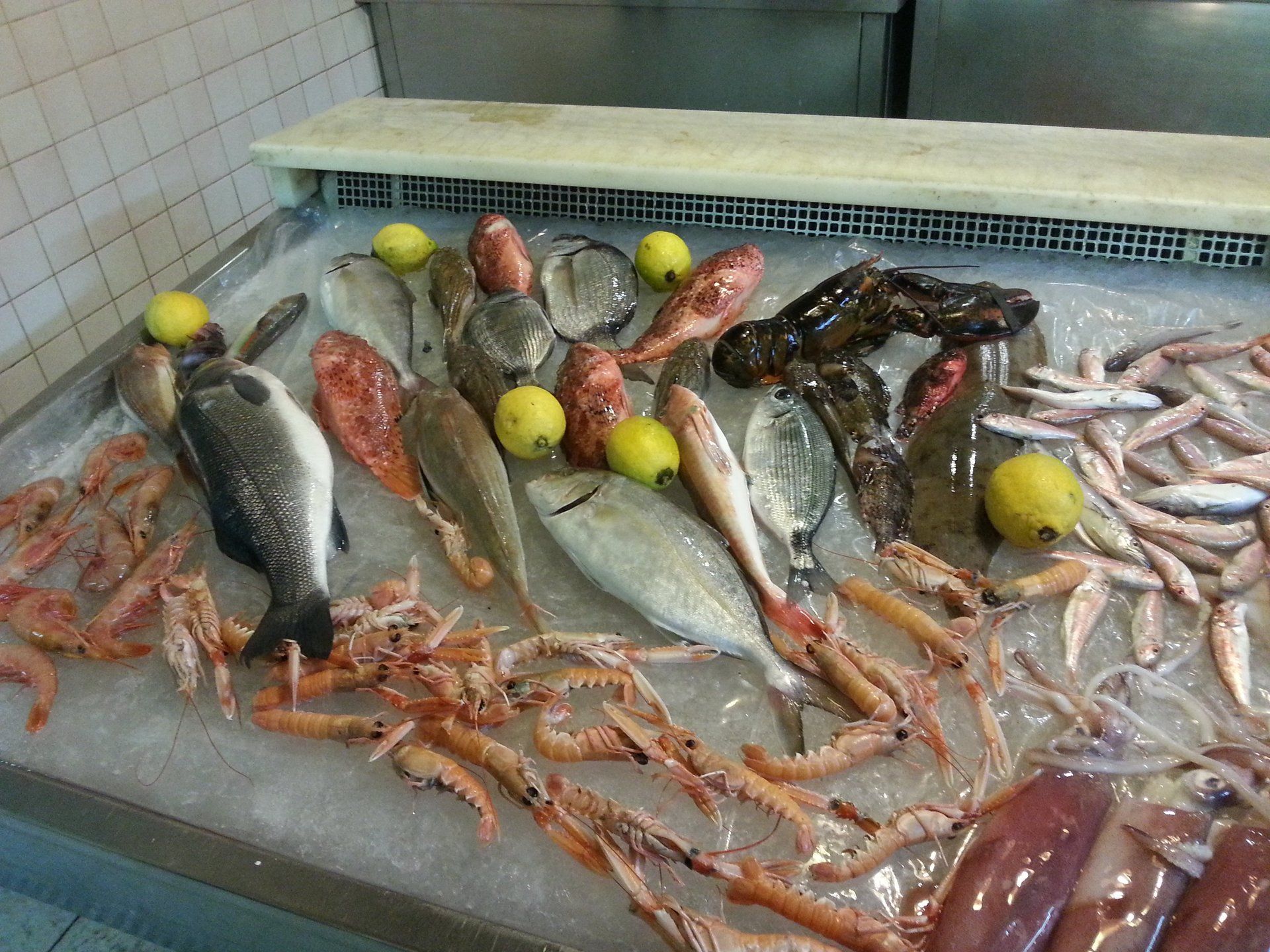 Pescati selezionati | Taranto | Pescheria Trattoria del Pescatore