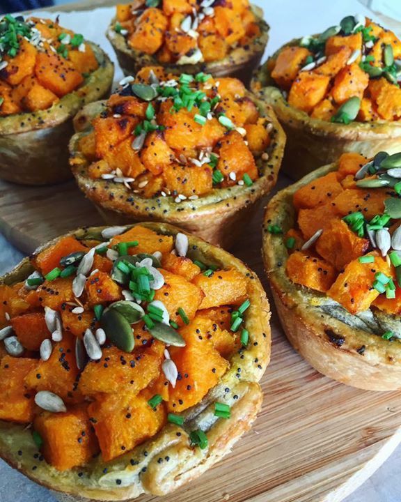 Magpies Magnificent Pies