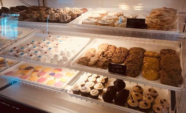 Bakery - Simply Cakes Bakery & Eatery in Dothan, Alabama