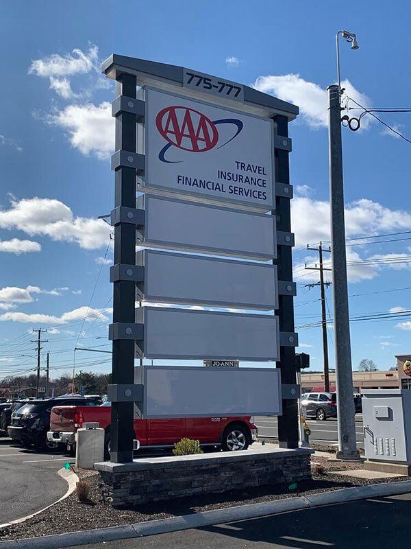 Pylon Signs - Sign Pro™ | Leading Pylon Sign Company in CT, NY, MA