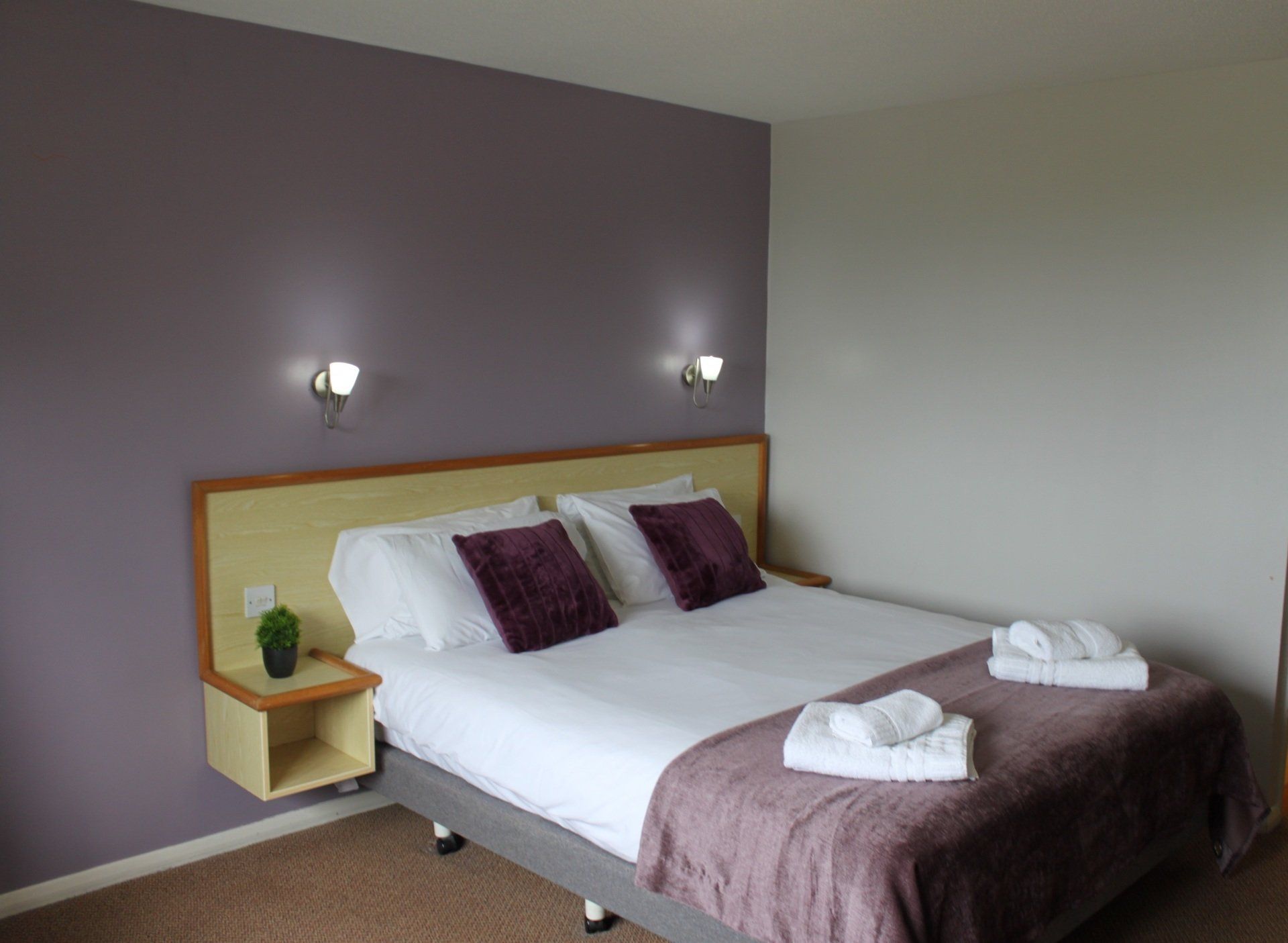 Looking for a budget hotel in Uppingham? | Redwings Lodge