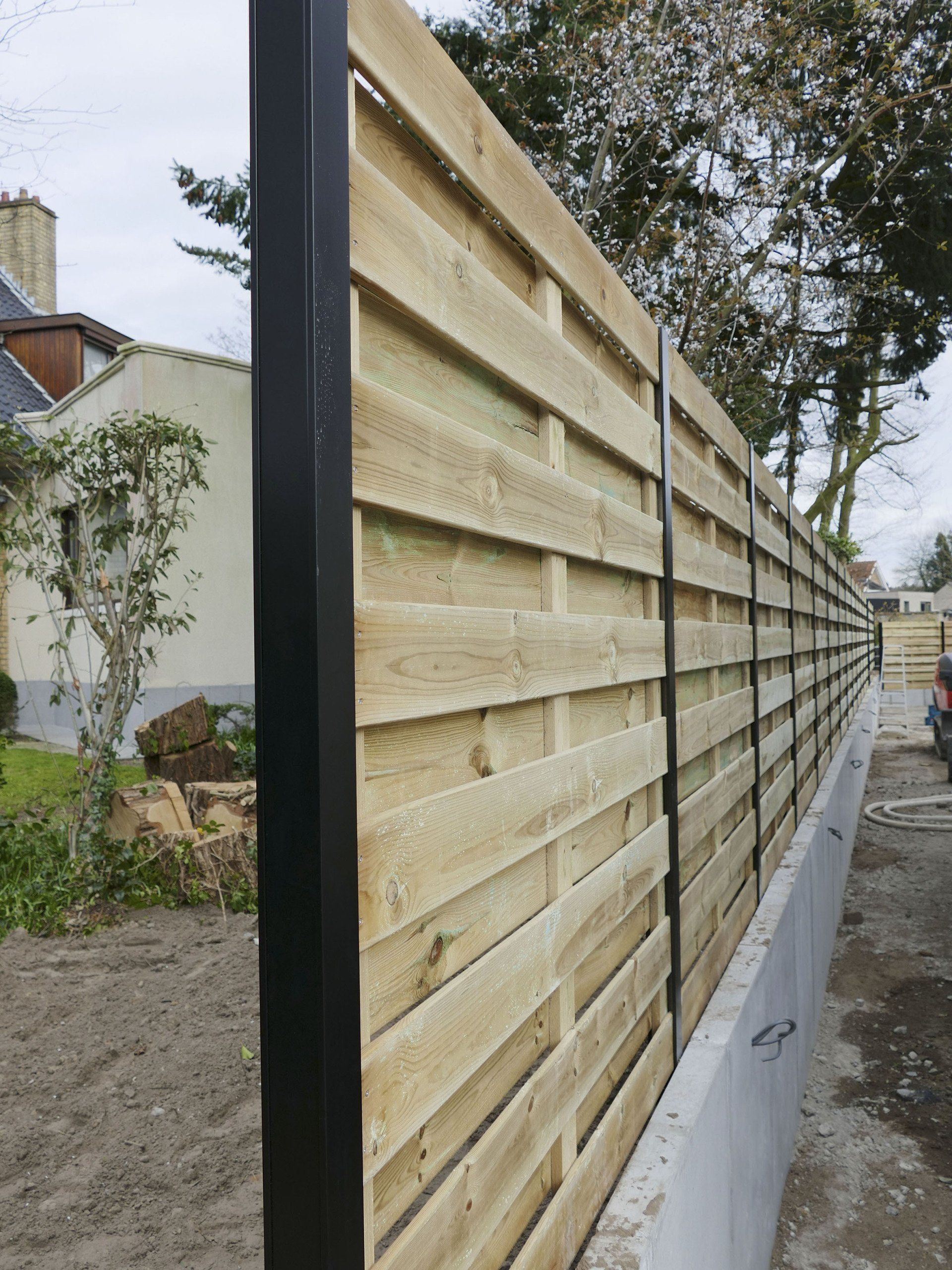 aluminium palen voor afsluitingen, omheiningen, schuttingen