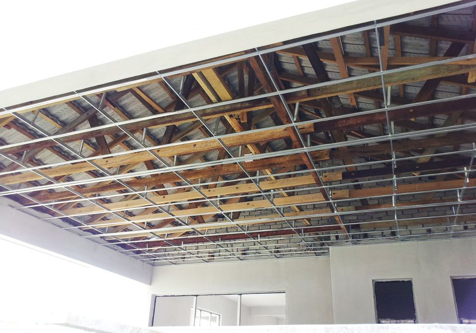 Fungsi Tulang Besi Pada Siling Plaster