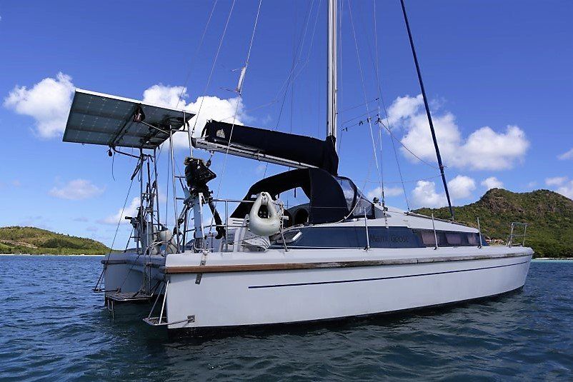 Prout Snowgoose 37 Elite For Sale - www.lighthouseyachting.com