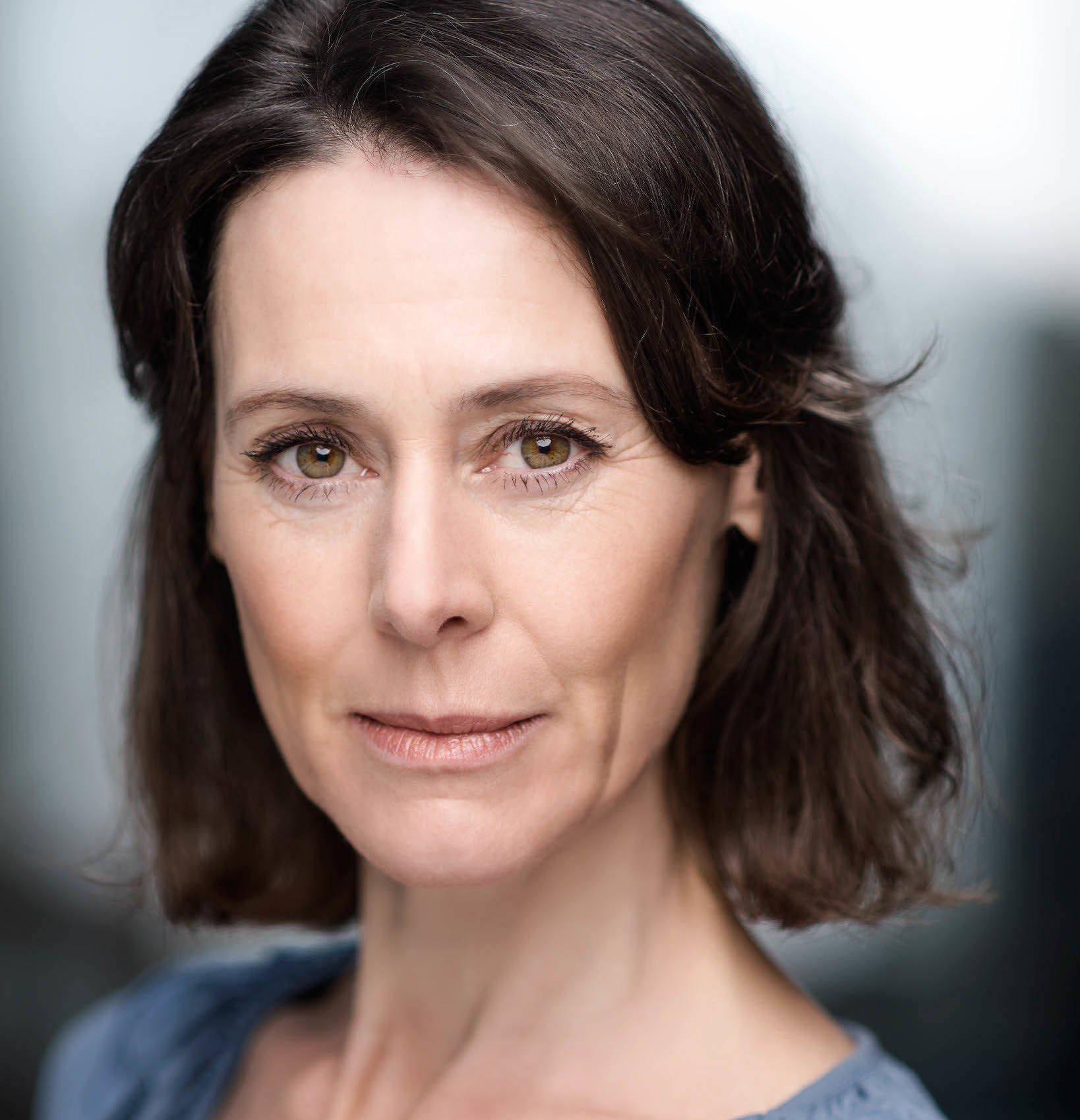 Home [www.juliethowland.com]