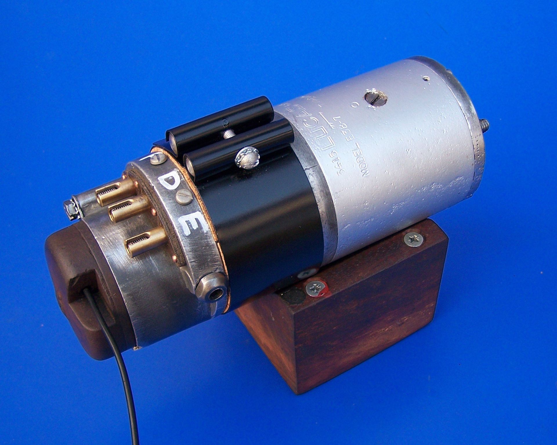 he Magneto Guys - Help identifying dynamos