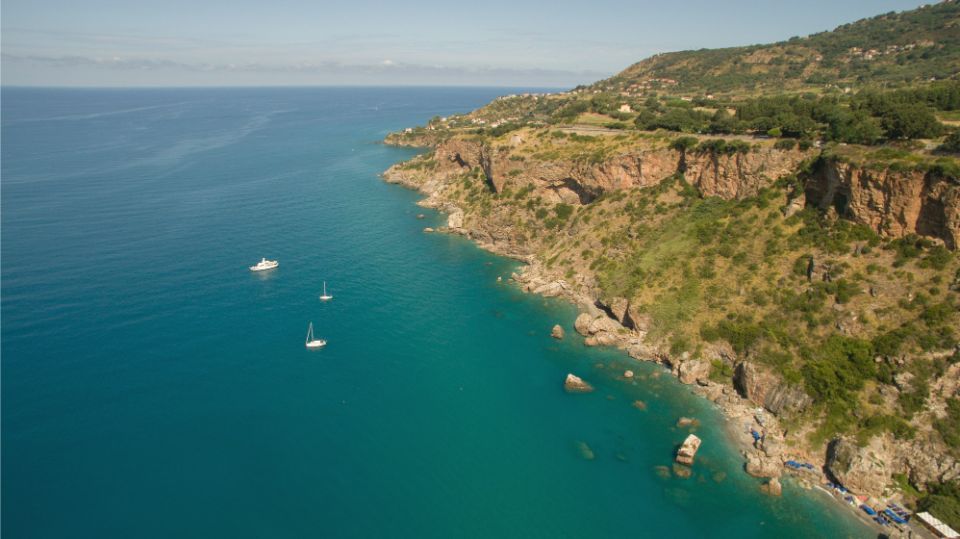 Mare e spiaggia attrezzata | Cetraro, CS | Albergo San Michele