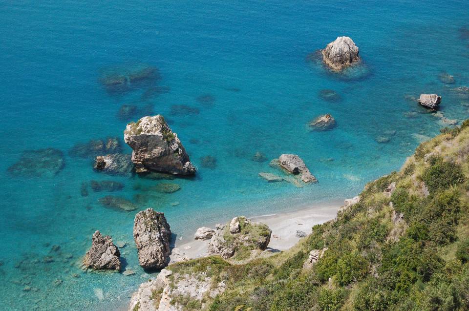 Mare e spiaggia attrezzata | Cetraro, CS | Albergo San Michele