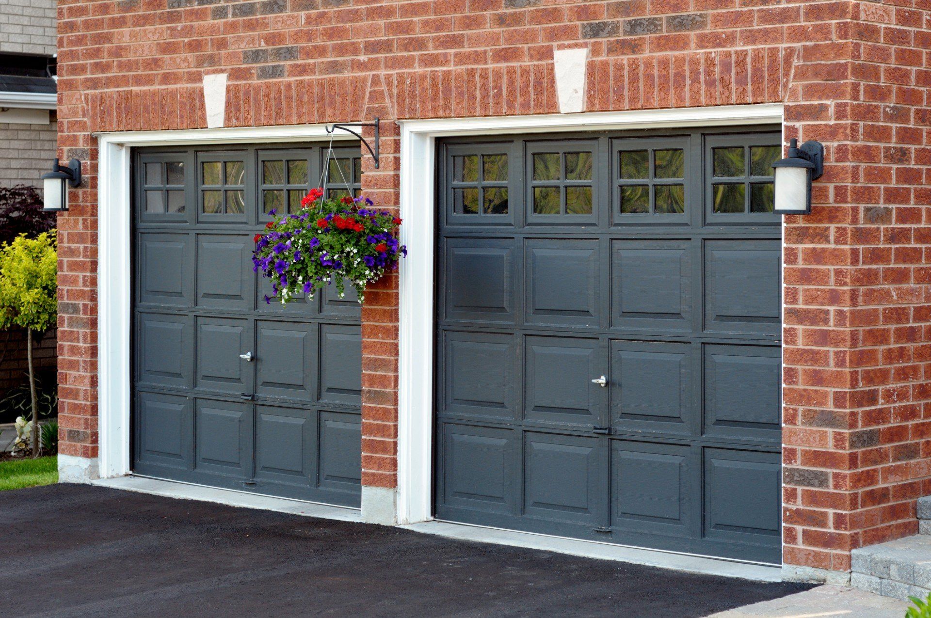 Tips on Buying the Right Garage Door System For You