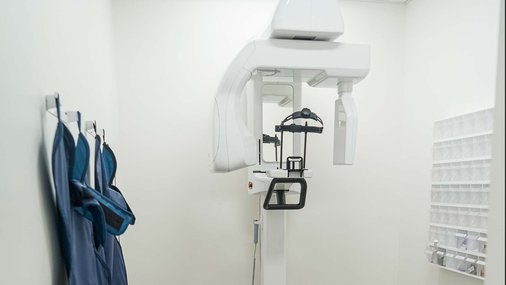 About Us | The Tooth Booth