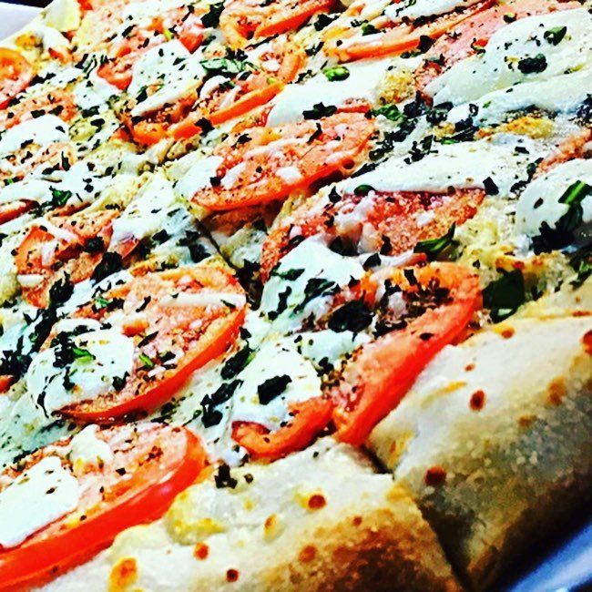 Pizza Place | Springfield, MA | Peppa's By the Slice