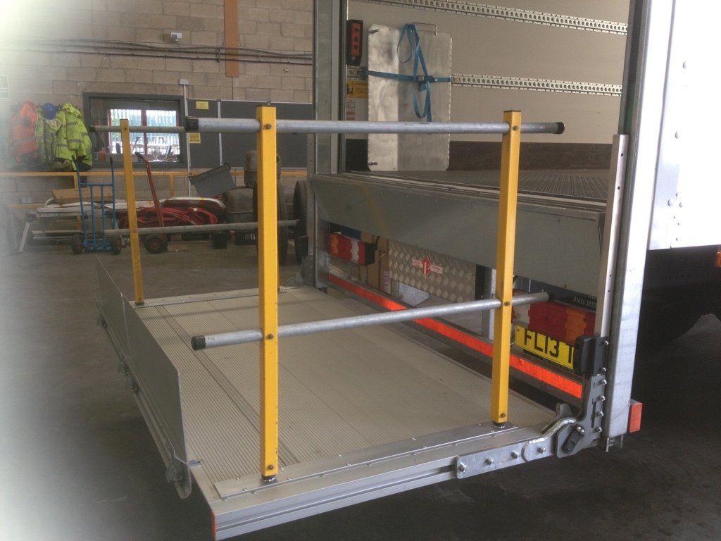 Tail lift servicing | Midland Tail Lift Ltd