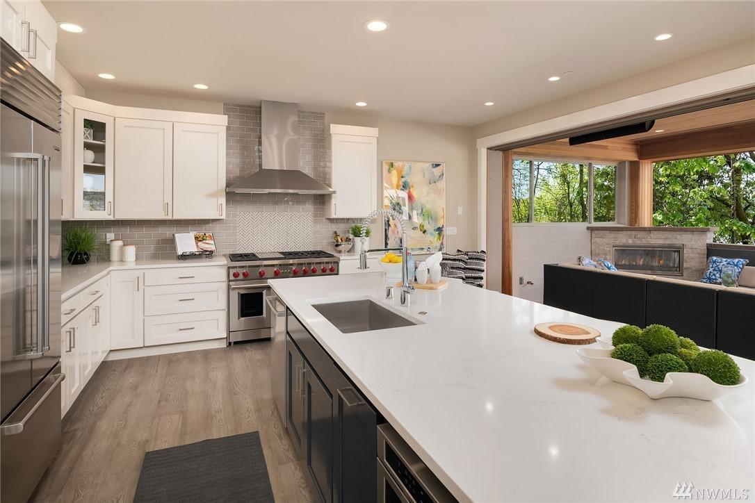 Staged to Sell: Kitchens