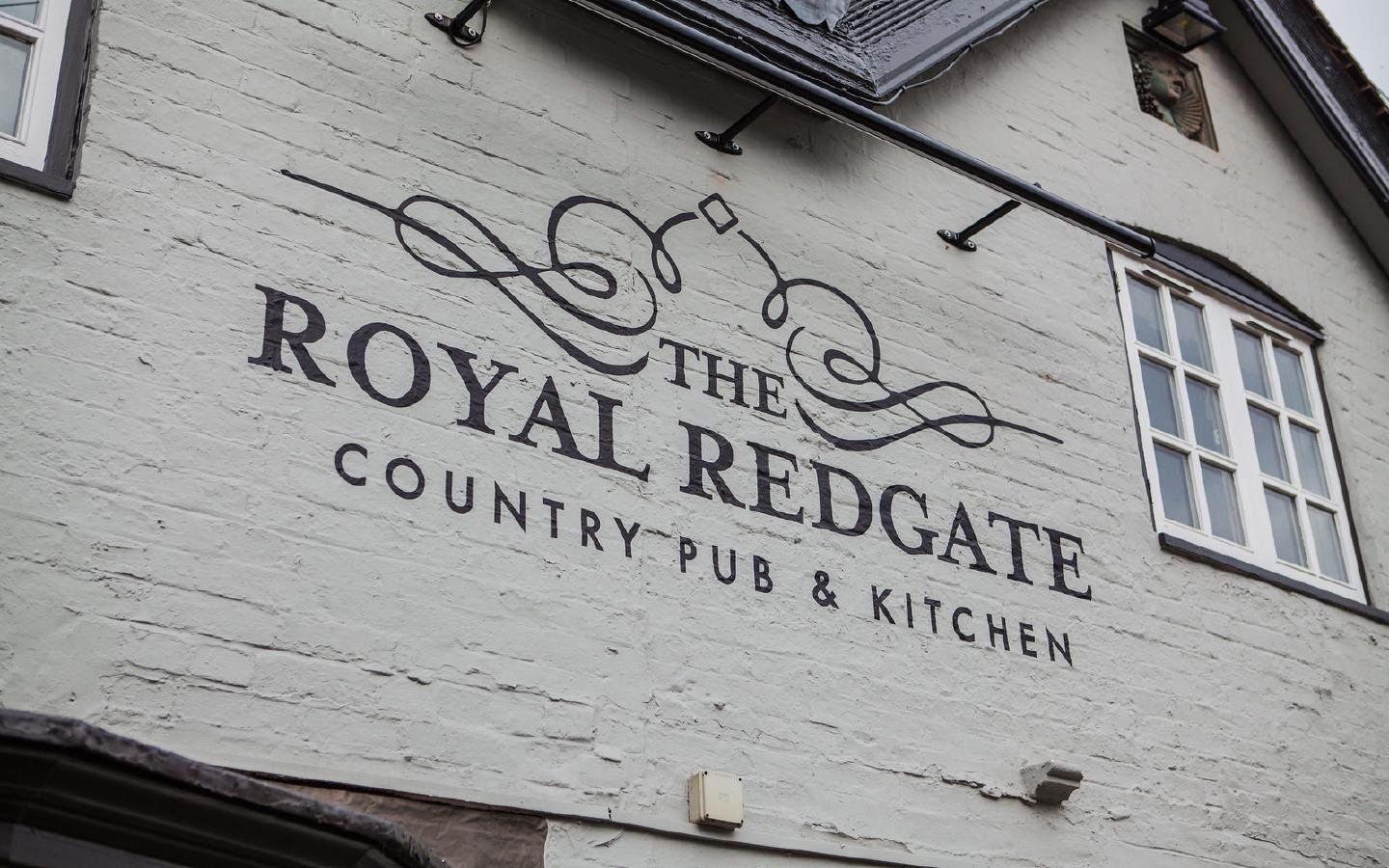 The Royal Redgate Country Pub & Restaurant: Nuneaton, Hinckley