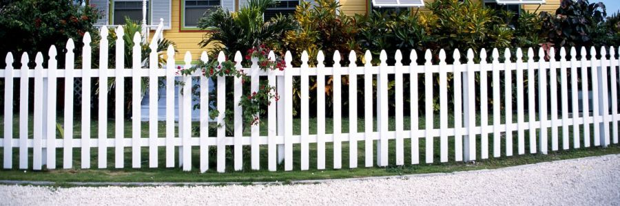 Professional fencing Mt Annan – Adjacent Fencing provides your home or ...