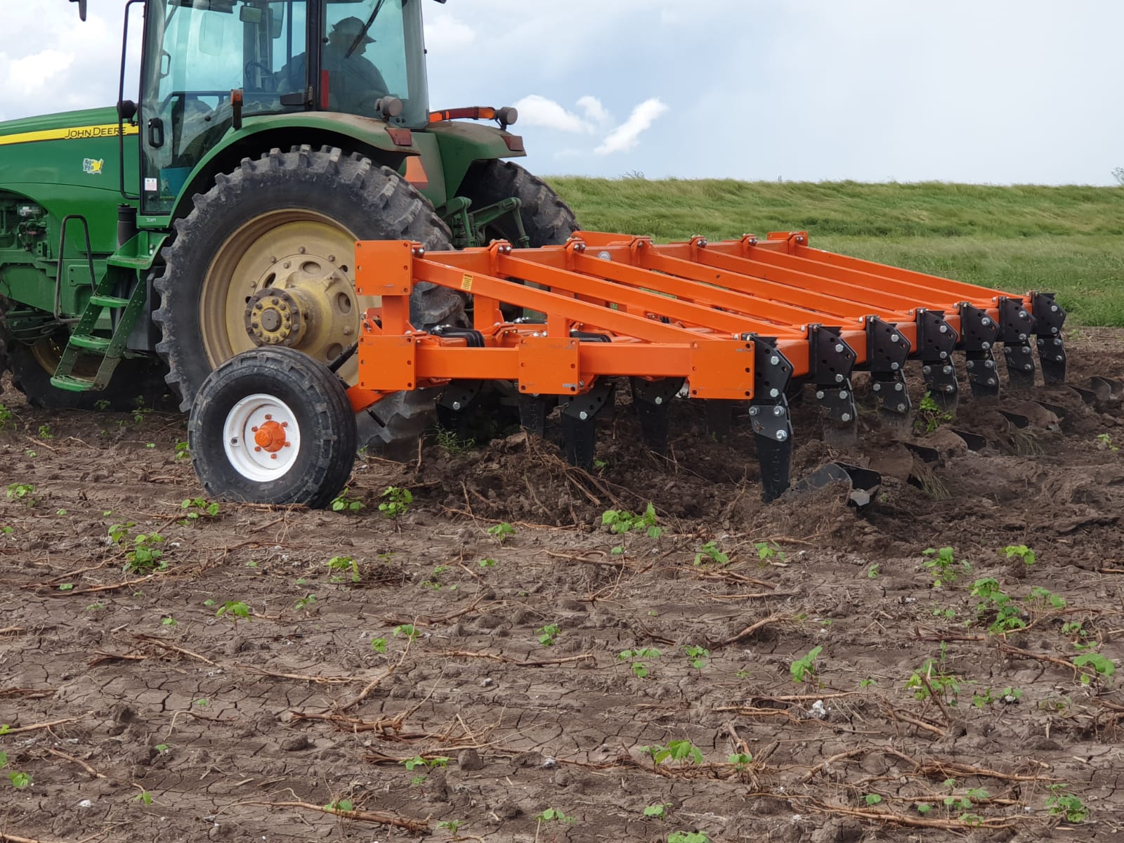 Row Crop Farming Machinery