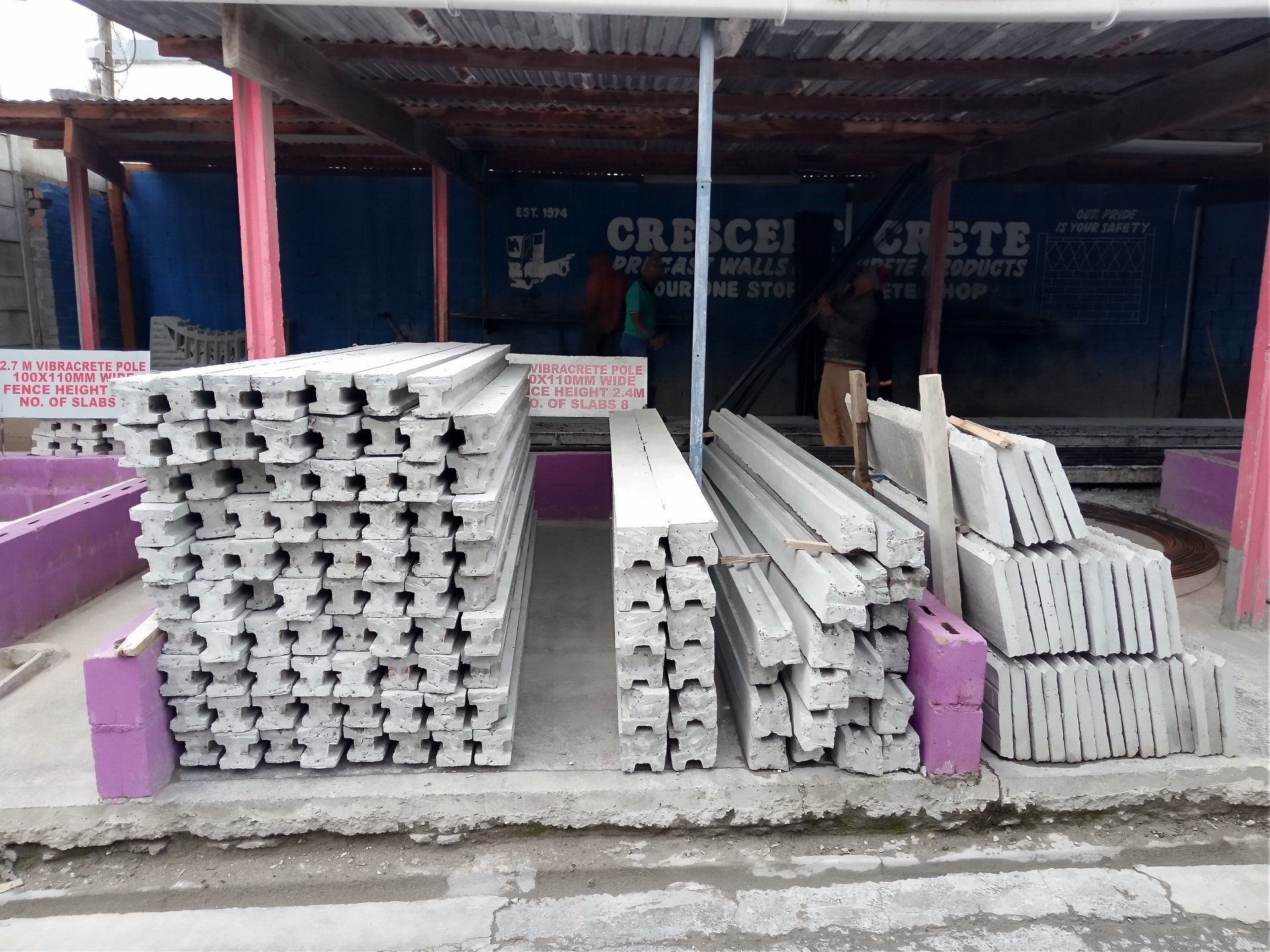 Vibracrete Walling|Precast Walling Cape Town|Poles & Posts