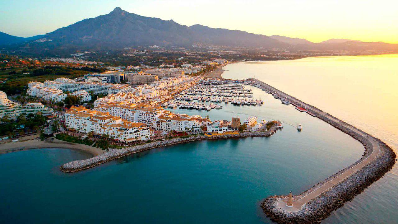 Marbella private tours, day trips, shore excursions from Malaga