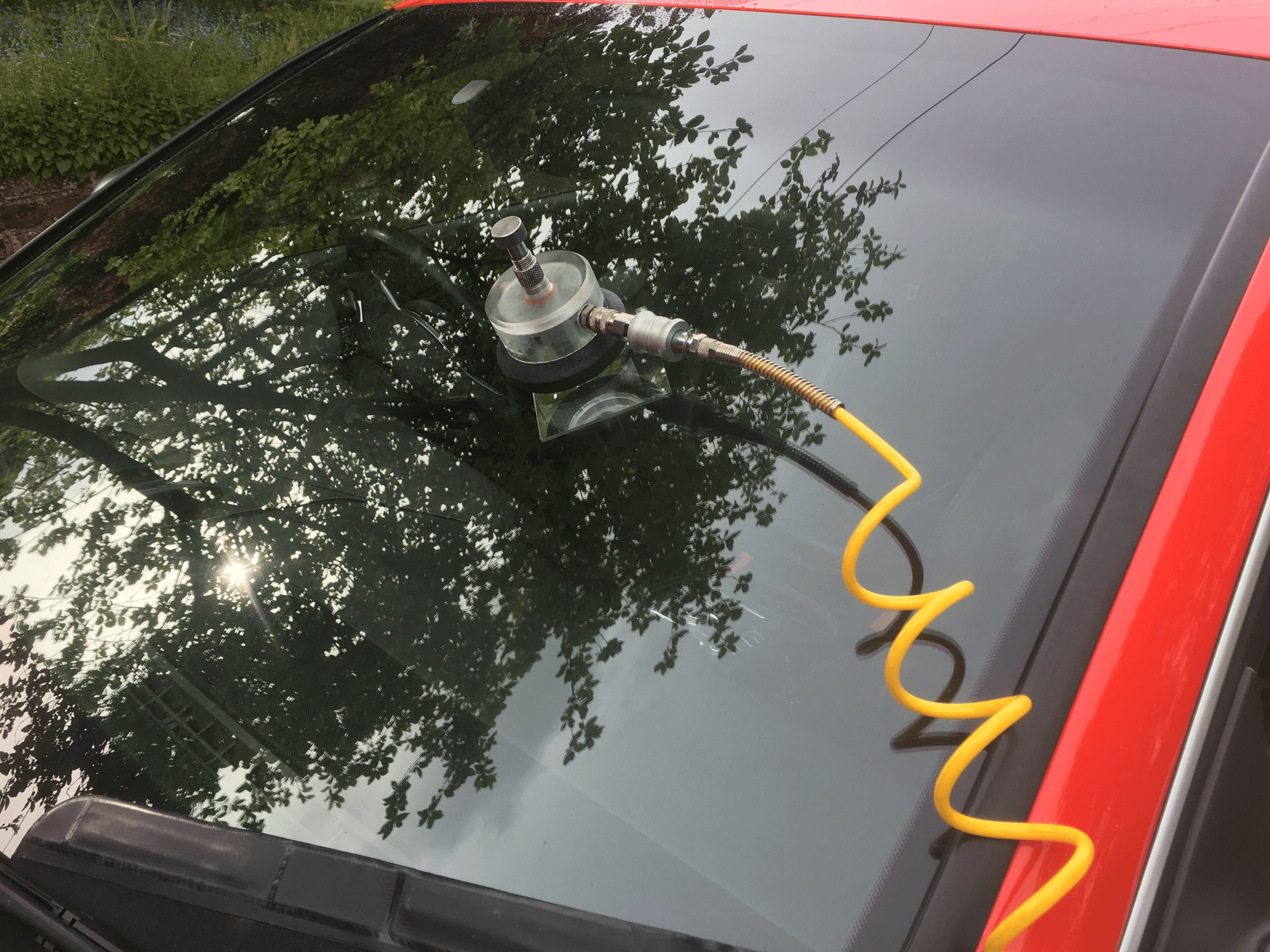 Chipped windscreen repairs in and around Redhill