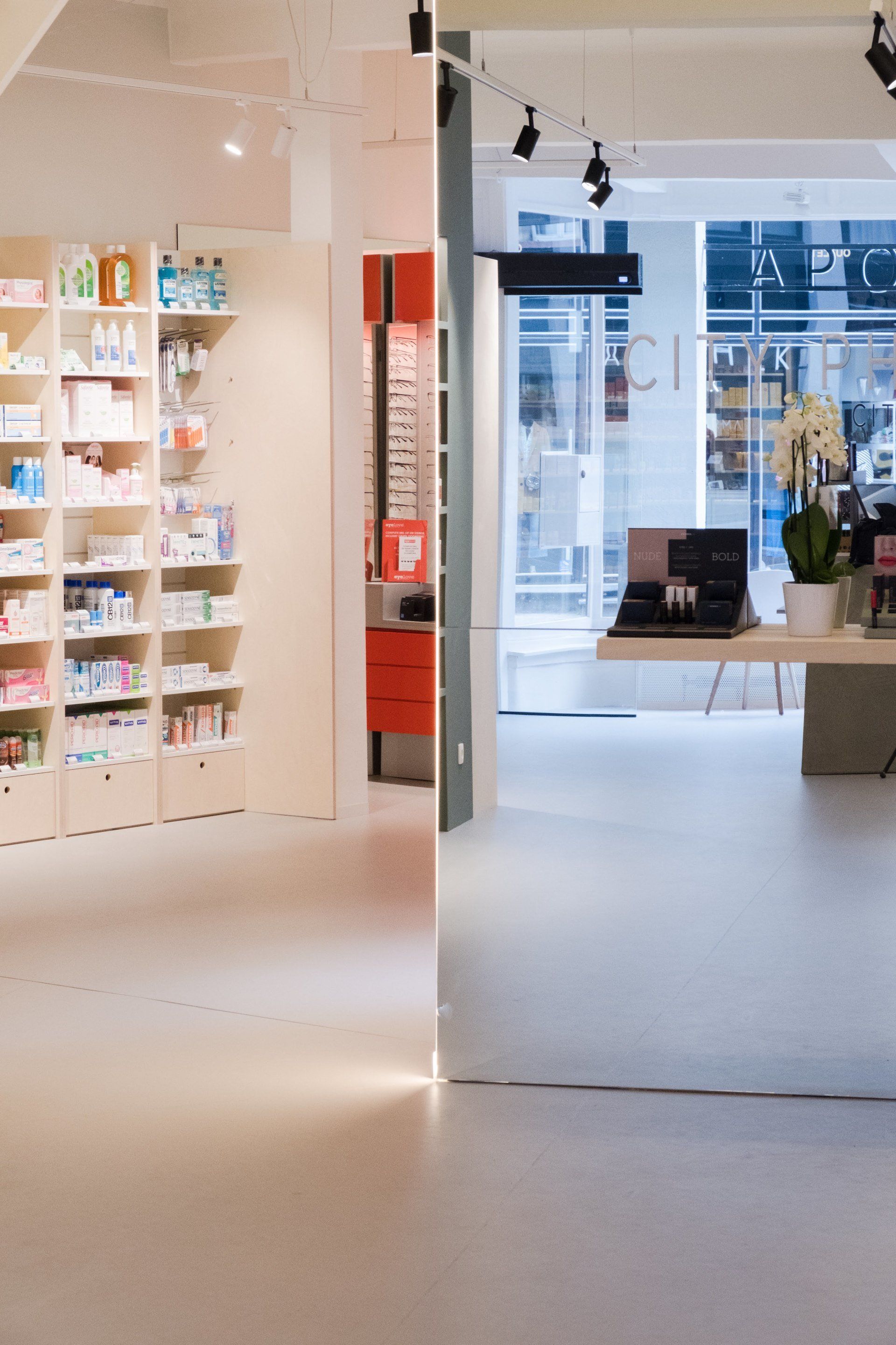 Apotheek City Pharma / Kammenstraat / Antwerpen