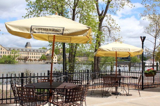 Pullmans At Trolley Square