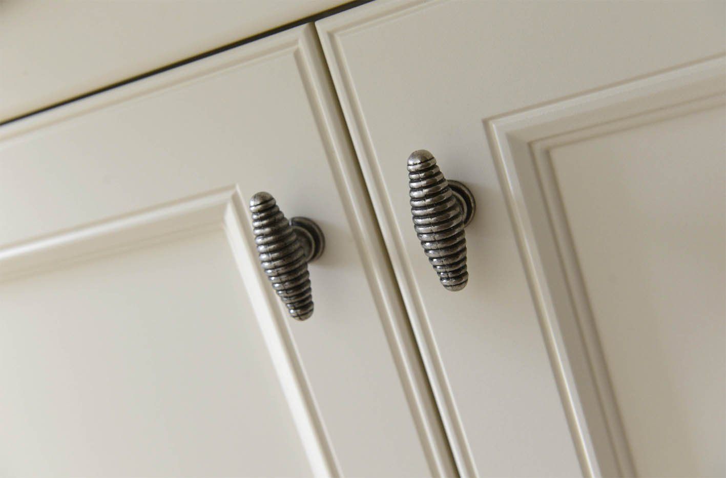 Choosing kitchen handles