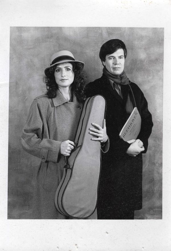 Browse the Gallery | Madeleine Mitchell Violinist