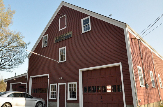 Smith Barn At Brooksby Farm Peabody MA Wedding Venue DJ