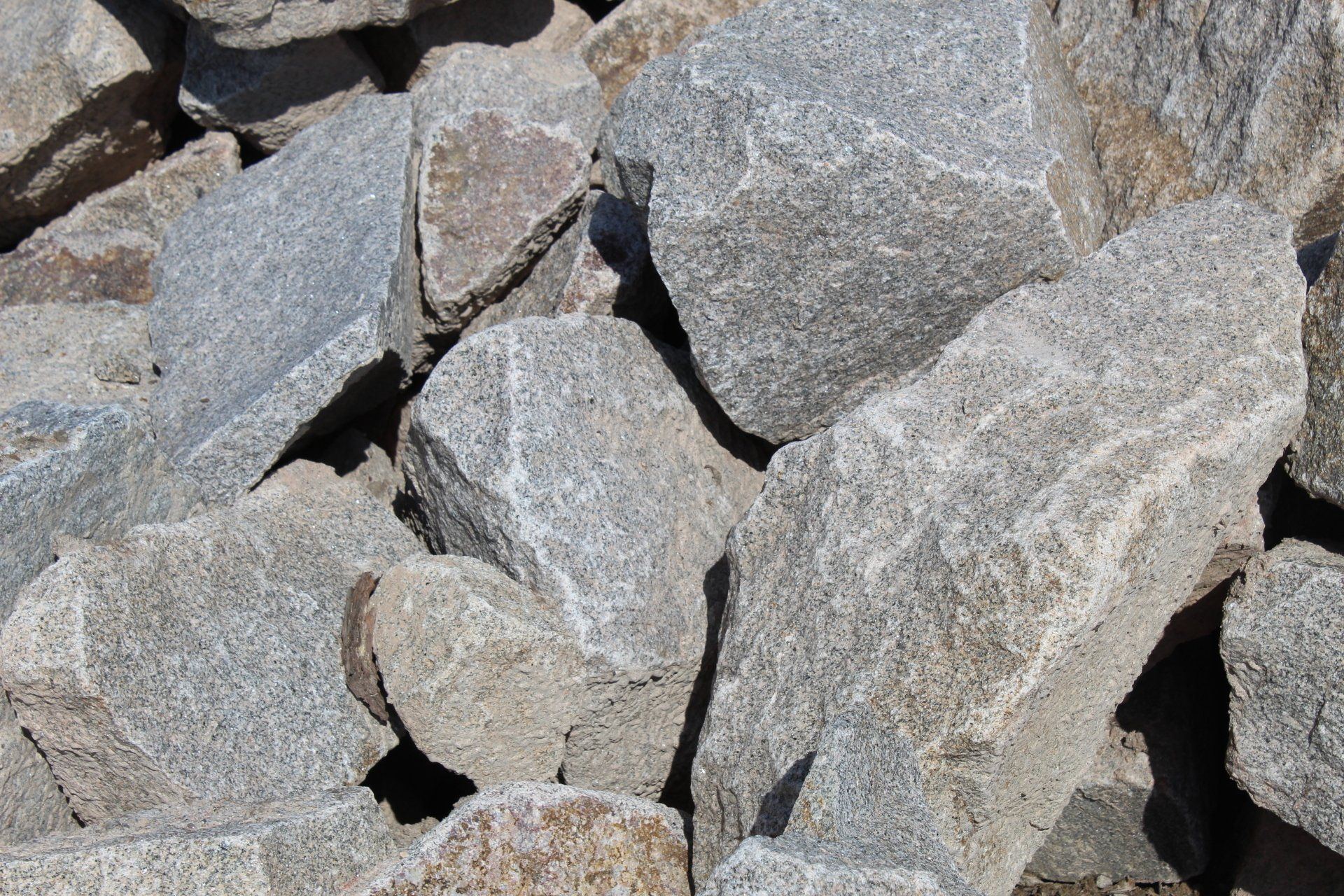 Enrochement - GRANIT ROSE