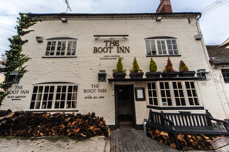 The Boot Inn, Lapworth - Gallery - Lovely Pubs