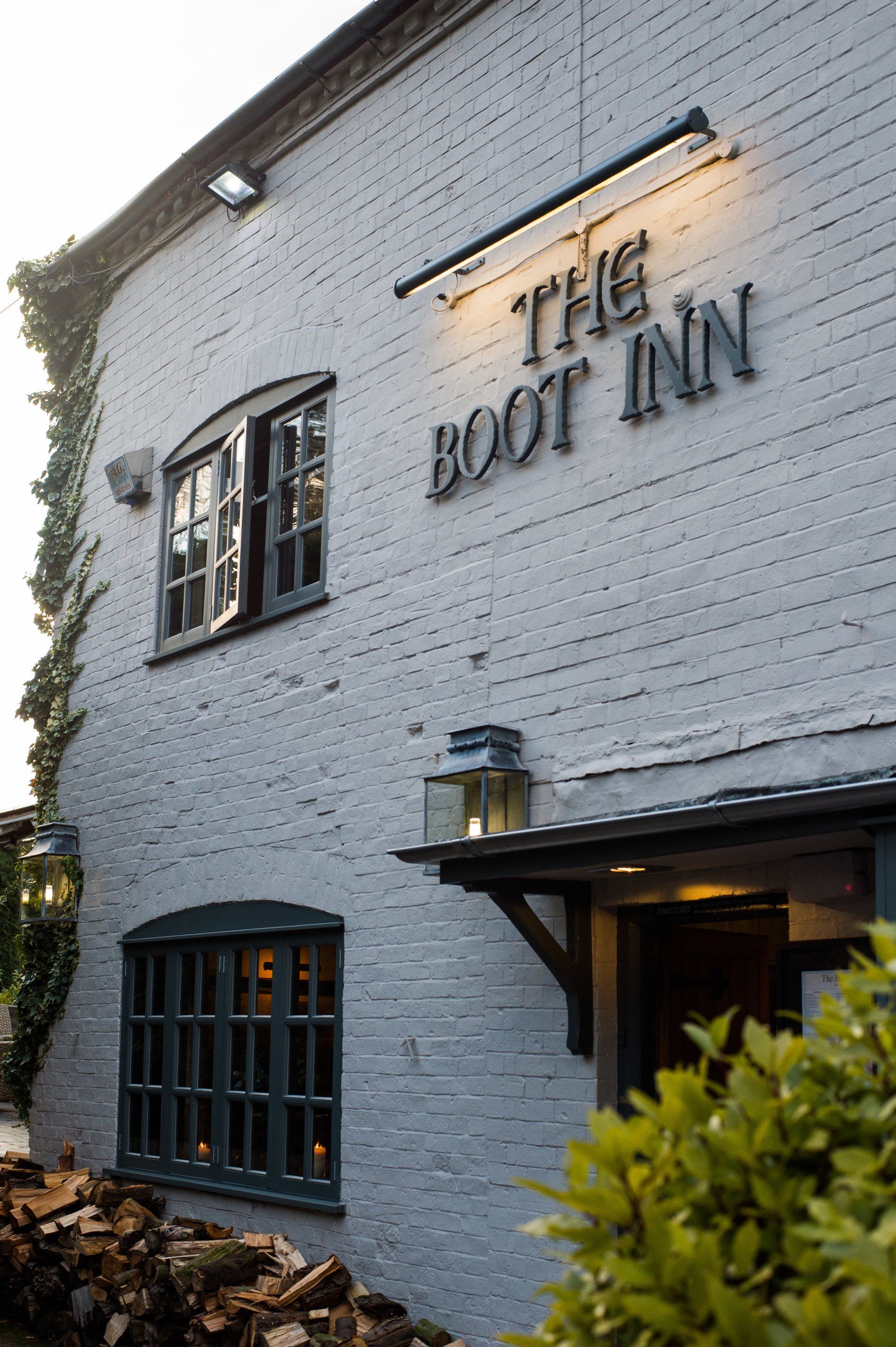 The Boot Inn, Lapworth - Tepee - Lovely Pubs