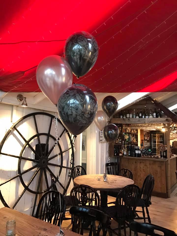 Helium balloon decorations in Southampton