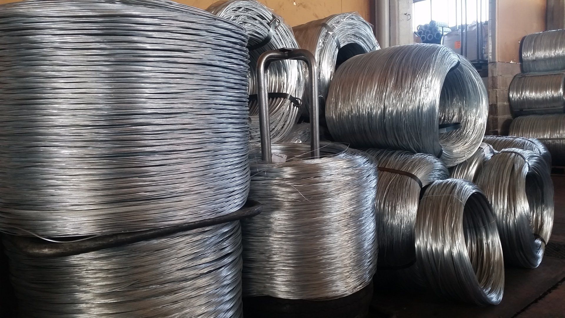 Produzione Fili Metallici | Ravenna | Retinova