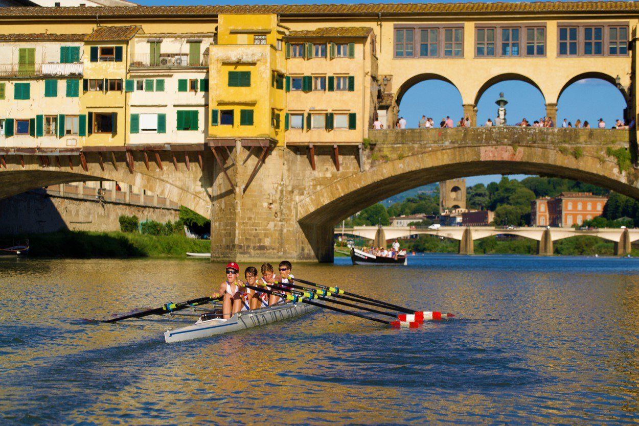 Scuola estiva di canottaggio | Società Canottieri Firenze