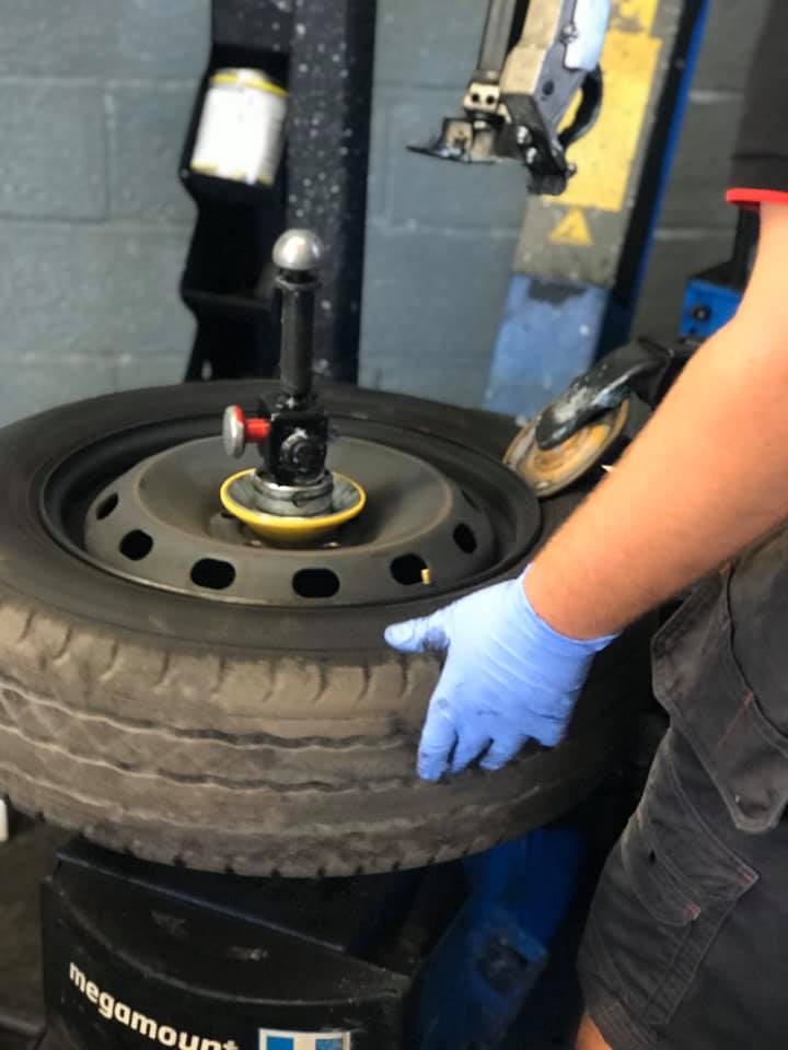 Garage & MOT Centre in Didcot | Draycott Engineering