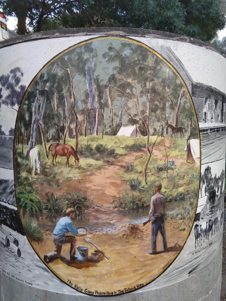 Tatong Tavern Water Tank Art