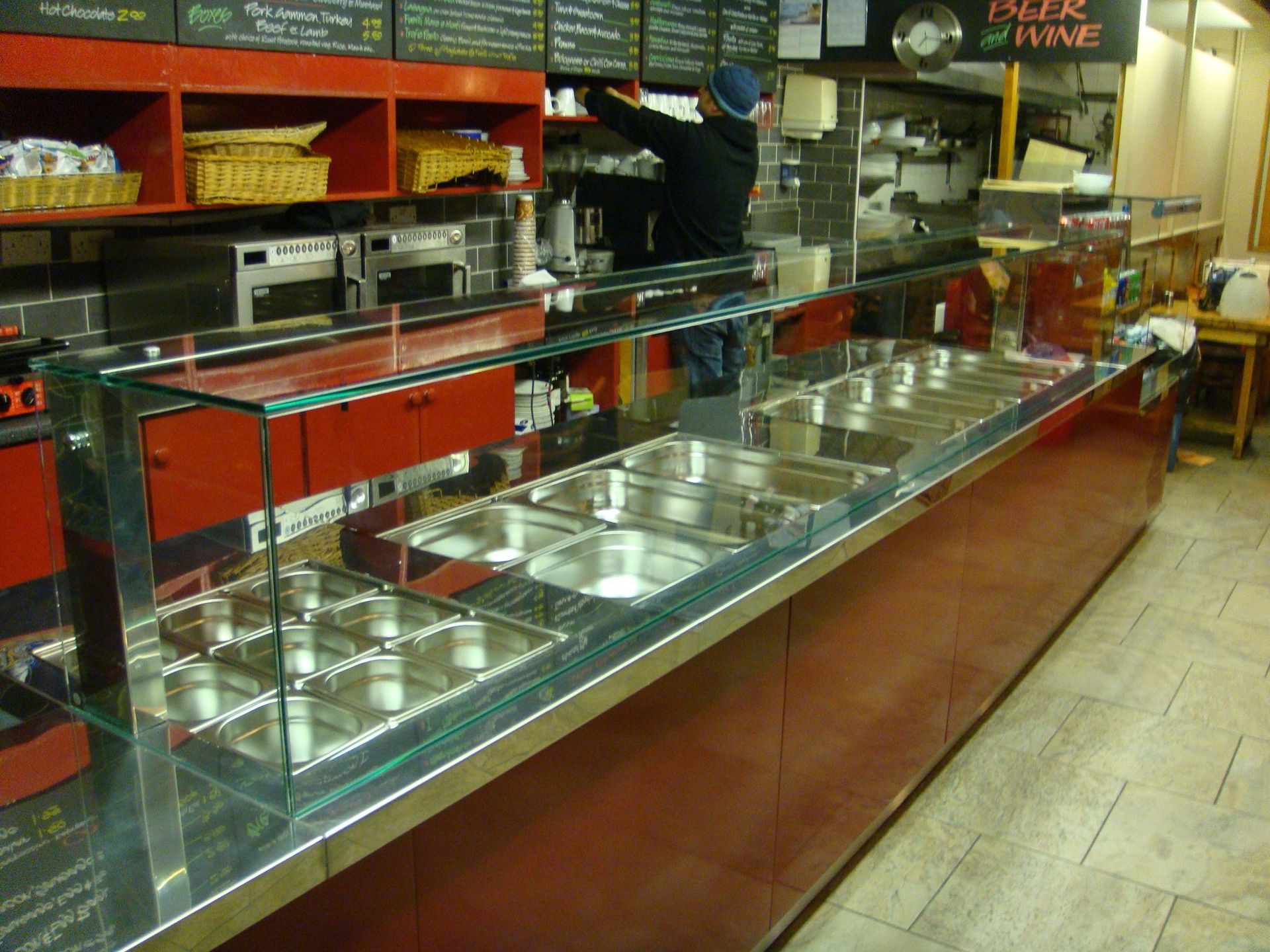 Hot & cold servery counters in London, UK